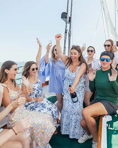 Boston Harbor Tours | Boston Sailing